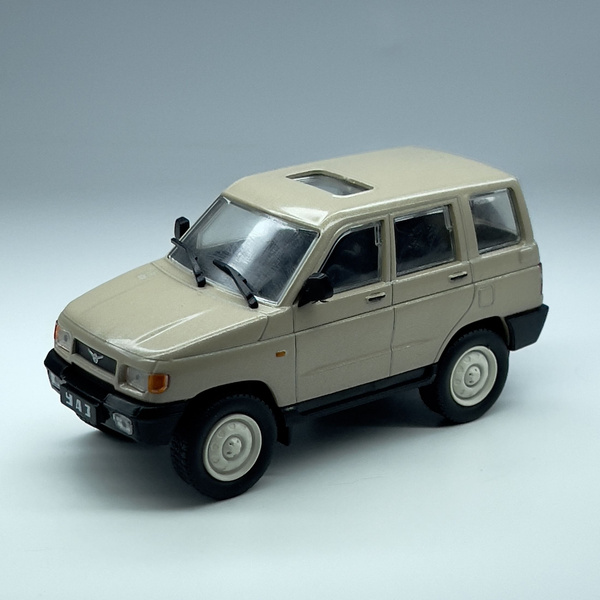 Модель УАЗ 3160/масштаб 1:43/машинка/коллекционная/хобби - купить с ...