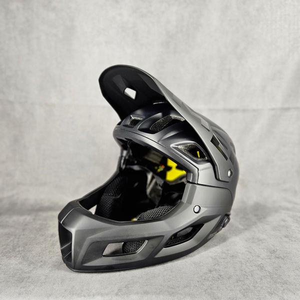 Шлем защитный MET Helmets - купить по выгодной цене в интернет-магазине ...