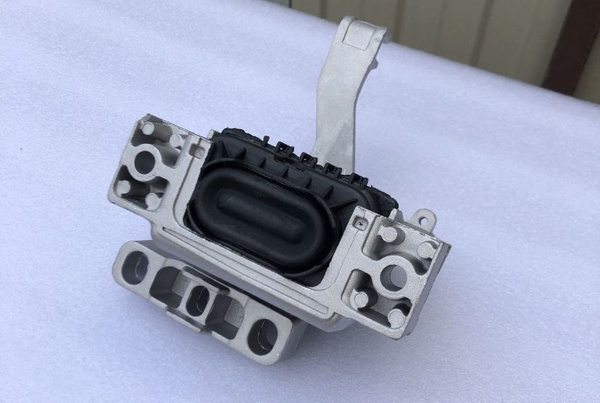 Подушка двигателя правая Skoda Octavia A7 - Skoda арт. 5q0199262be ...