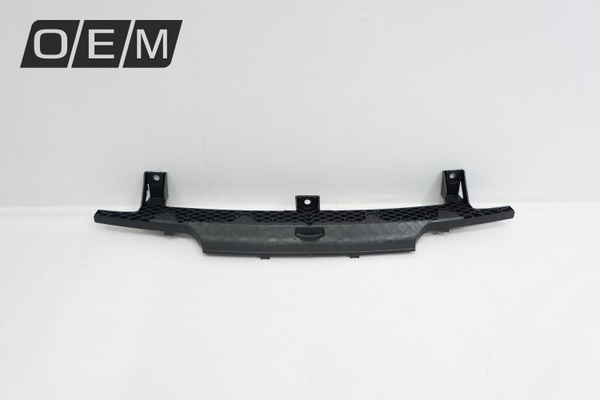 Кронштейн бампера переднего центральный для Volkswagen Touareg 2 7P6807192, Фольксваген Туарег ...