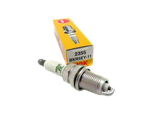 Комплект свечей зажигания NGK BKR5EY-11 - купить по выгодным ценам в ...