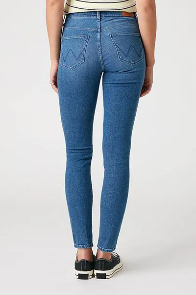 Джинсы Wrangler High Rise Skinny купить на OZON по низкой цене (1401927536)