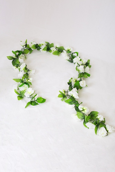 Купить Искусственная лиана на цепочке с цветами роз по выгодной цене в интернет магазине