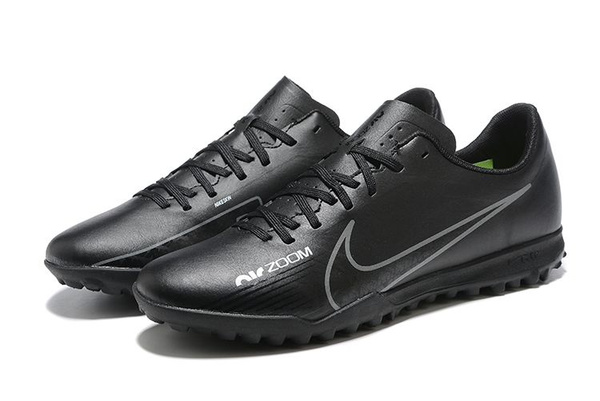 Бутсы для футзала Nike, 44, черный матовый - купить по выгодной цене в ...
