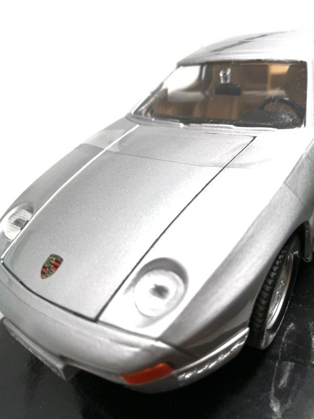 Porsche 928 S4 масштаб 1:24 коллекционная модель автомобиля MotorMax 73237 silver - купить с ...