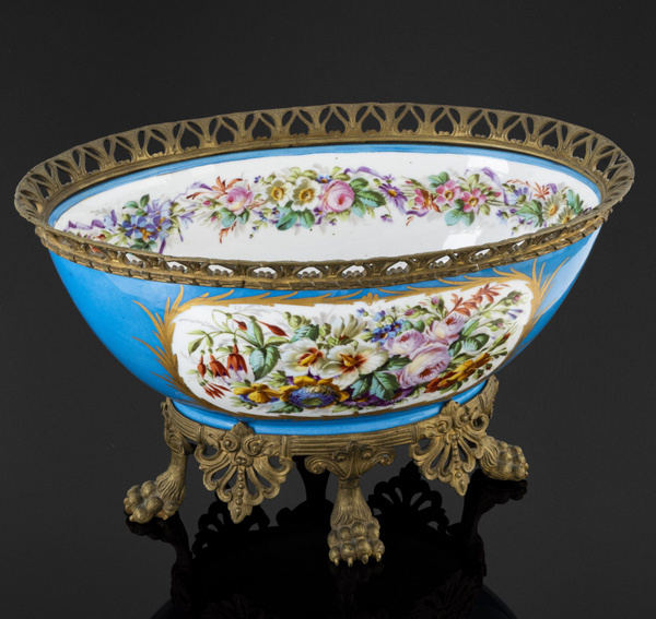 Ваза фруктовница с бронзовой окантовкой, фарфор, роспись, золочение, цировка, Франция, 1850-1880 ...