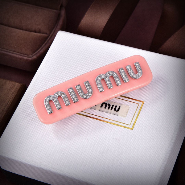 Заколка для волос Miu Miu 1 шт купить с доставкой по выгодным ценам в интернет магазине Ozon