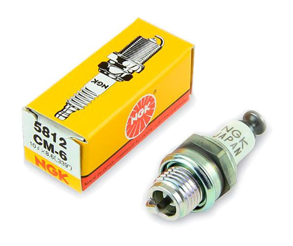Свеча зажигания NGK CM6 (NGK5812) 10х8.6 мм. для бензиновых модельных ...