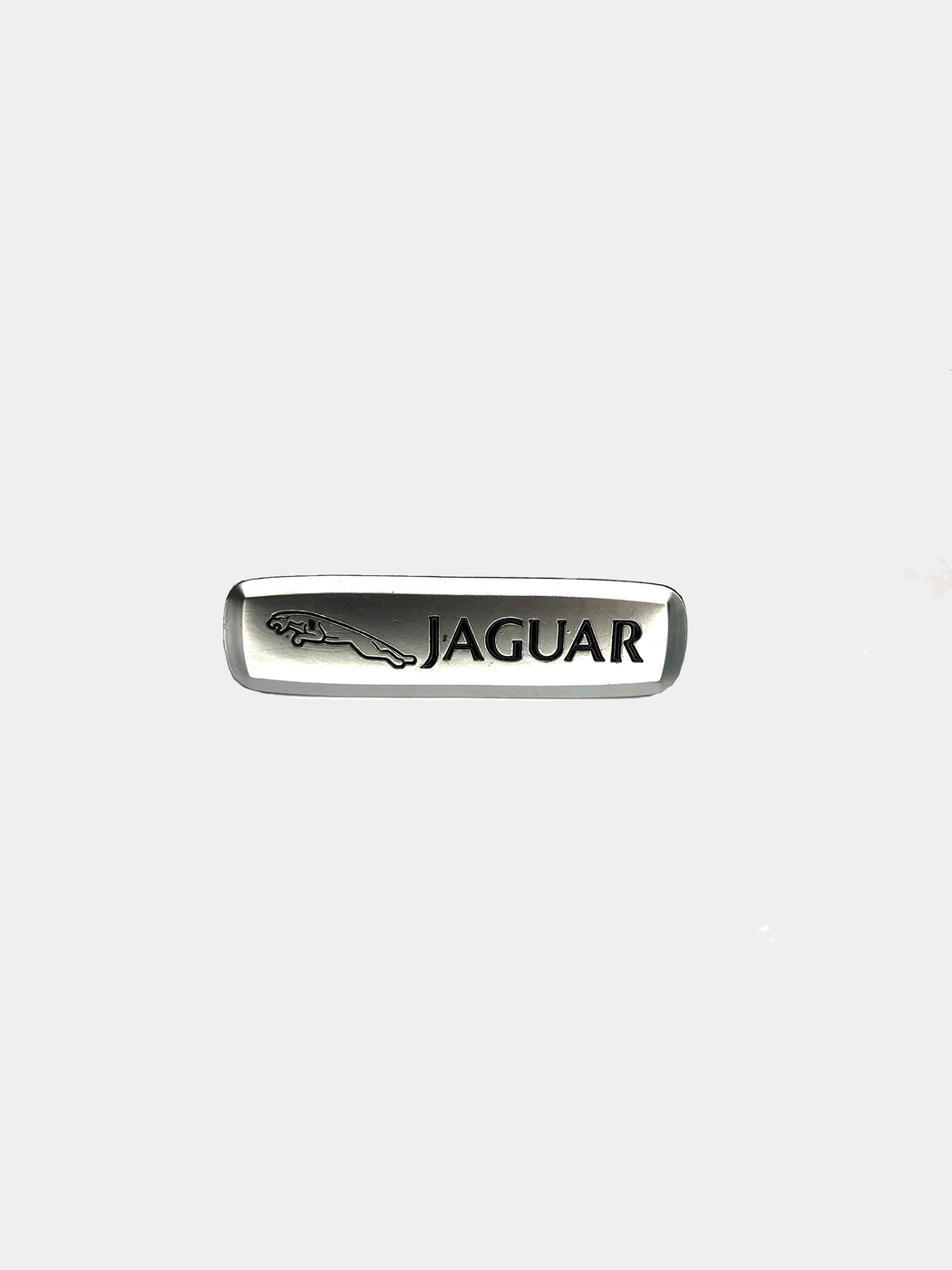 Шильдик с логотипом Ягуар ( Jaguar ) - купить по выгодным ценам в ...
