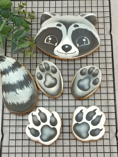 Пряники топперы на торт Енот - купить с доставкой по выгодным ценам в ...