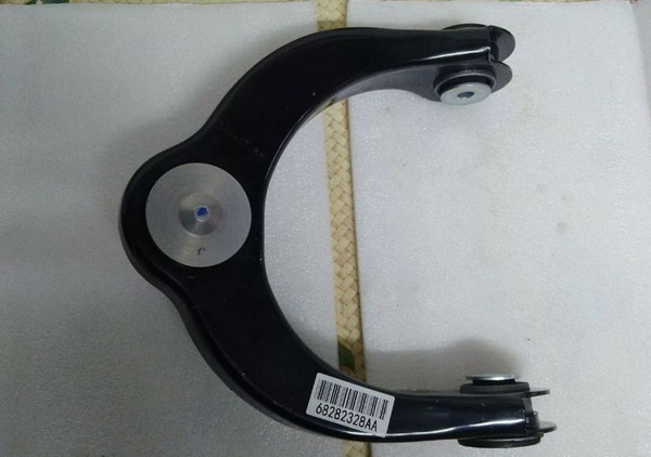 Рычаг подвески передний верхний правый Jeep Grand Cherokee WK2 - купить ...