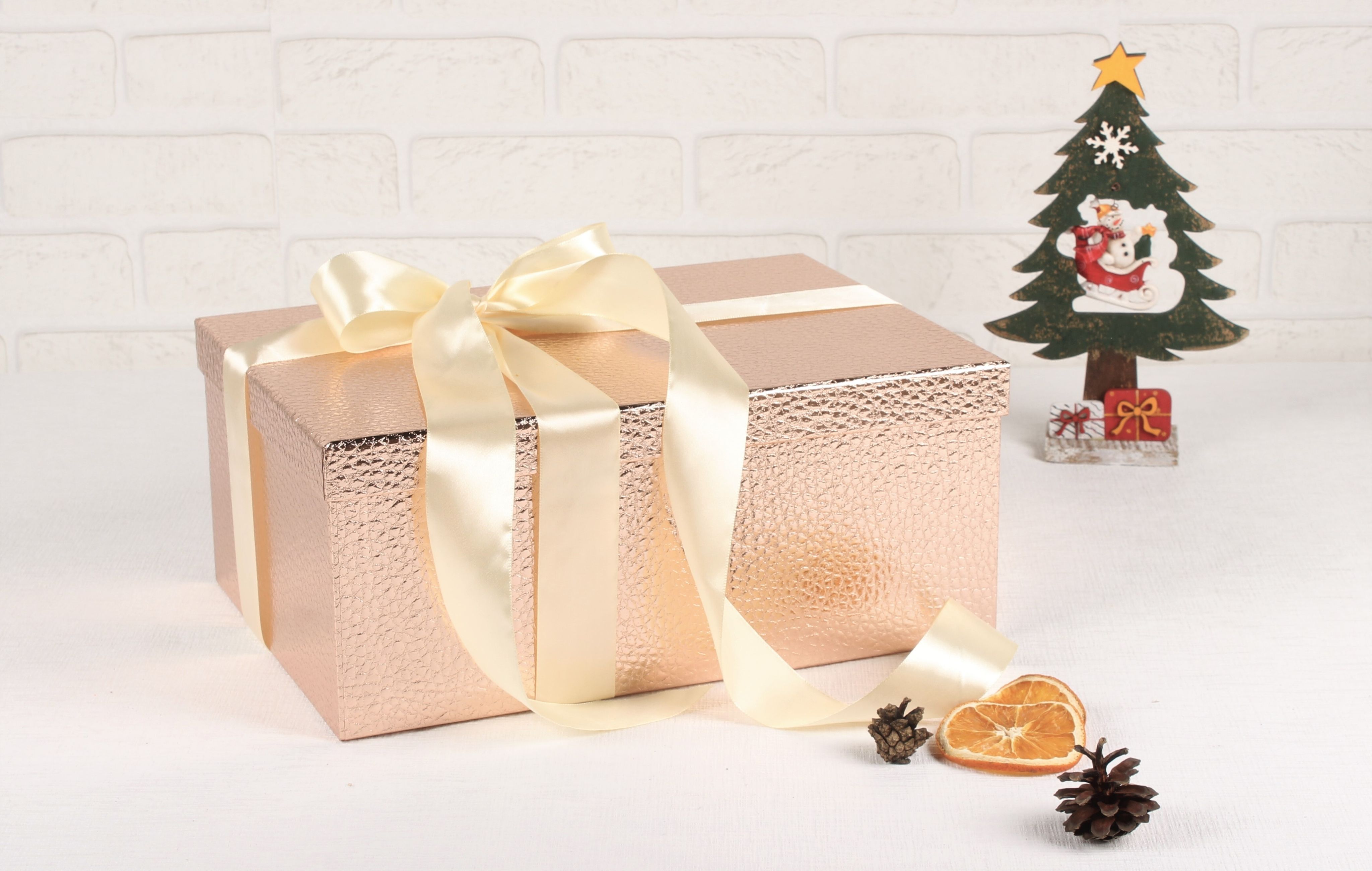 Подарочная коробка/коробок /ПРЯМОУГОЛЬНЫЕ Новогодние коробки/ бронзовая ...