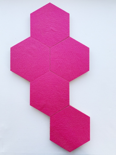 Пробковая доска соты Toivo 5 шт розовые купить на Ozon по низкой цене 240798365