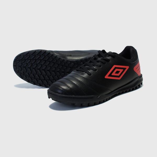 Сороконожки для футбола UMBRO, 45, черный - купить по выгодной цене в ...