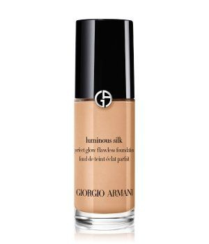 Giorgio Armani Luminous Silk Тональный крем купить на OZON по низкой ...