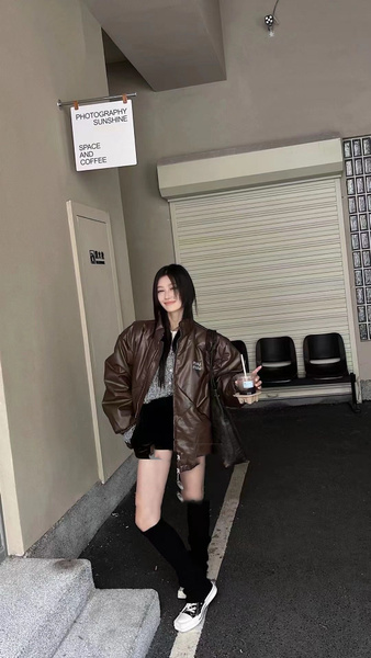 Пуховик Miu Miu купить с доставкой по выгодным ценам в интернет магазине Ozon 1267197676