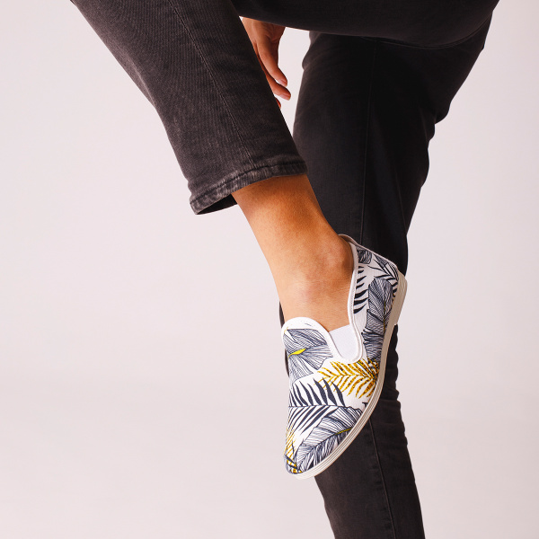 Слипоны FLOSSY SHOES - купить с доставкой по выгодным ценам в интернет ...