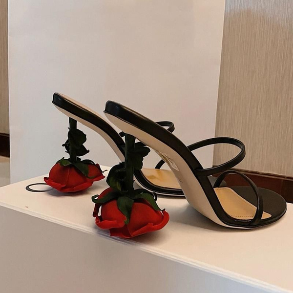 Шлепанцы Zara - купить с доставкой по выгодным ценам в интернет ...