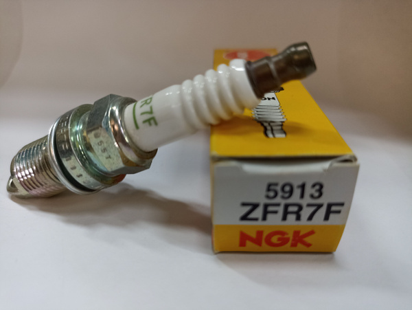 NGK Свеча зажигания арт. ZFR7F , 1 шт. купить на OZON по низкой цене ...