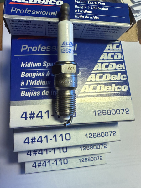 Свеча зажигания ACDelco 12680072 - купить по выгодным ценам в интернет ...