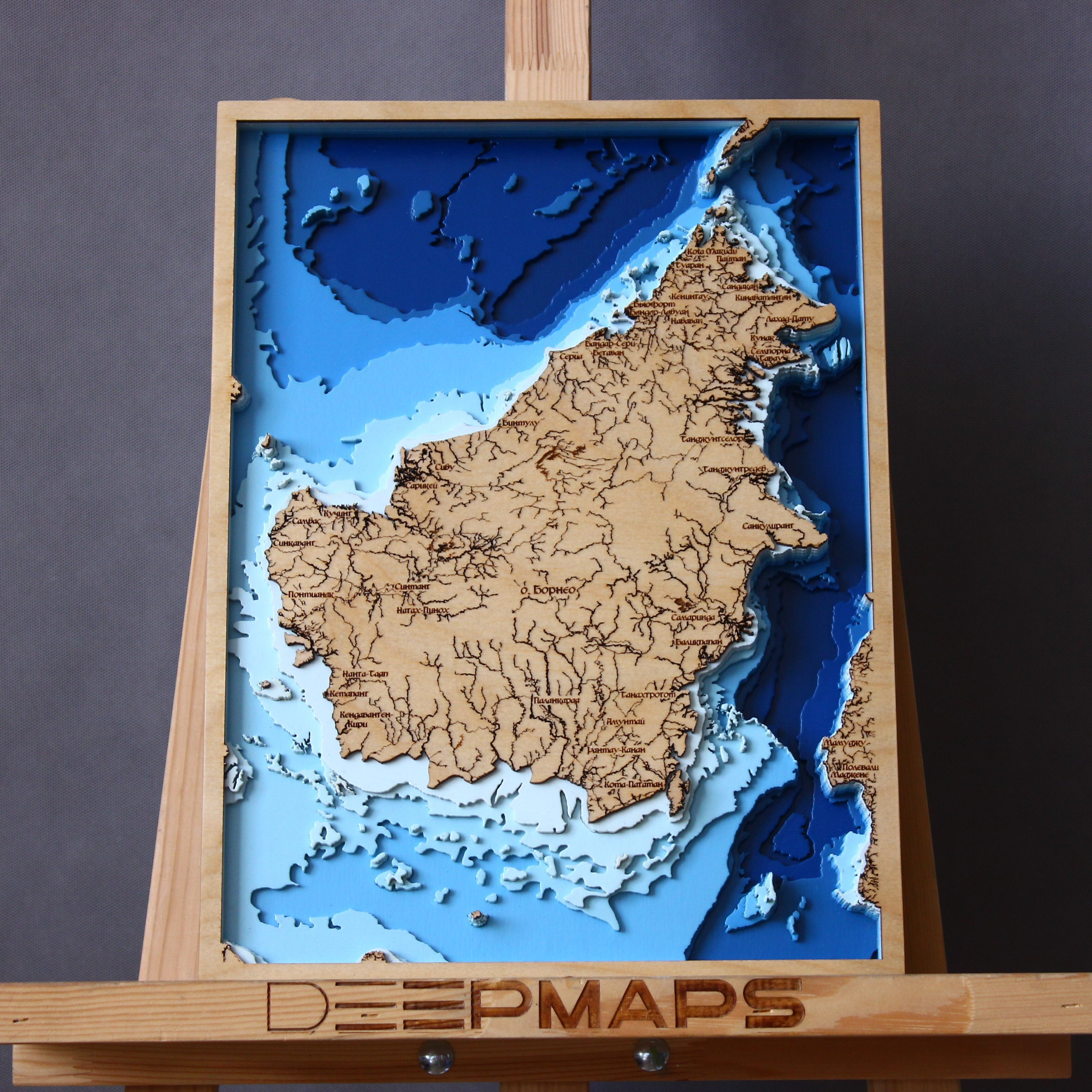 Характеристики Декоративное панно DeepMaps Карта глубин острова Борнео (Калимантан) 40*30 см 9 ...