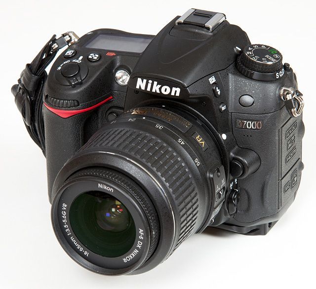 Зеркальные фотоаппараты NIKON D7000 купить на OZON по низкой цене