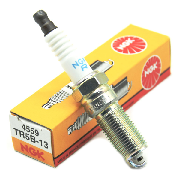 Свеча зажигания NGK 4559 TR5B-13 FORD (Фокус Фиеста Мондео) MAZDA ( 3 ...