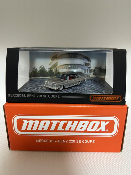 Модель коллекционная Matchbox Mattel Creations '62 Mercedes-Benz 220 SE ...