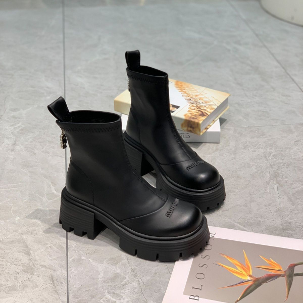 Ботильоны Miu Miu купить с доставкой по выгодным ценам в интернет магазине Ozon 1714140904