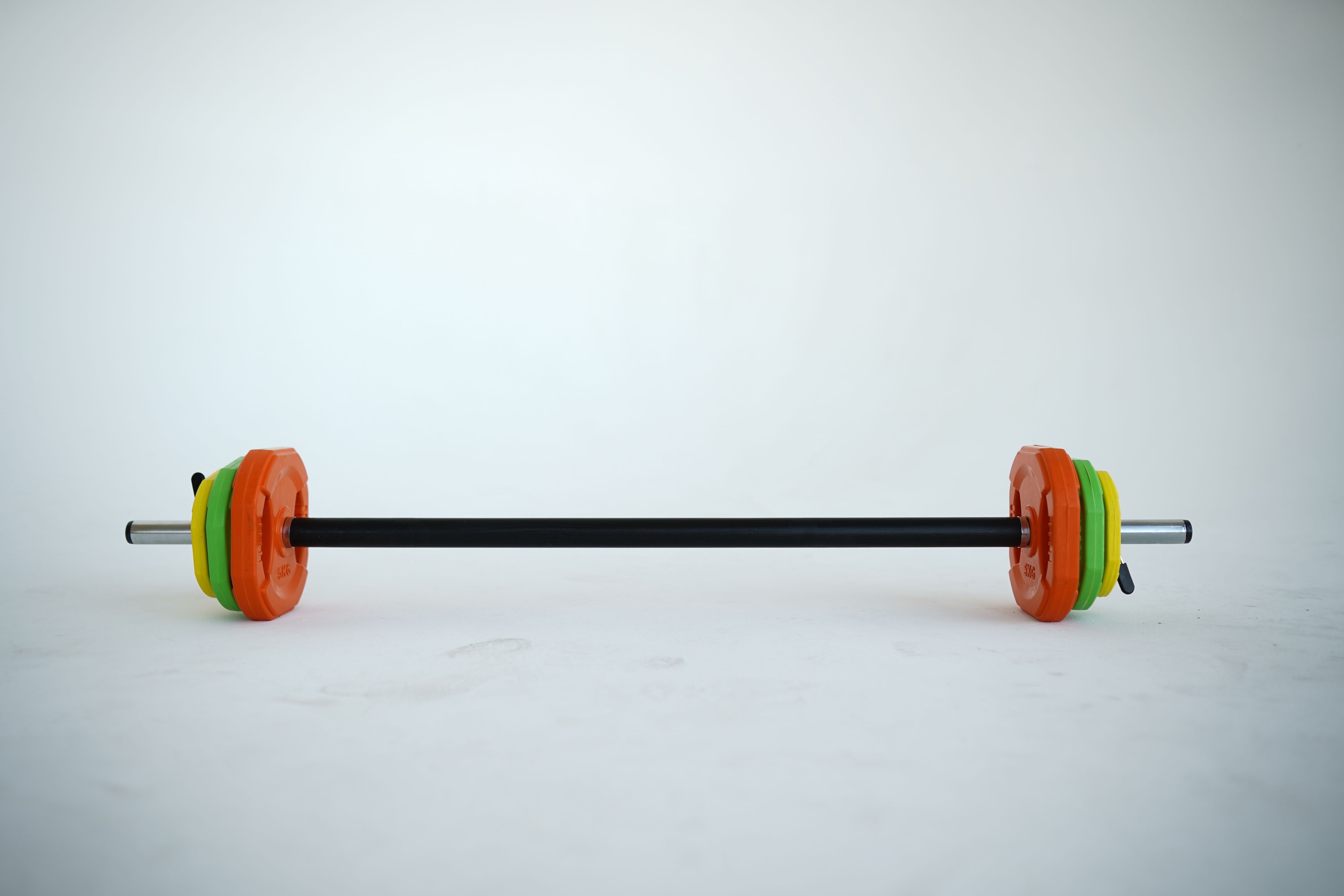 Штанга для аэробики и фитнеса Body Pump 20 кг. Металлические диски ...