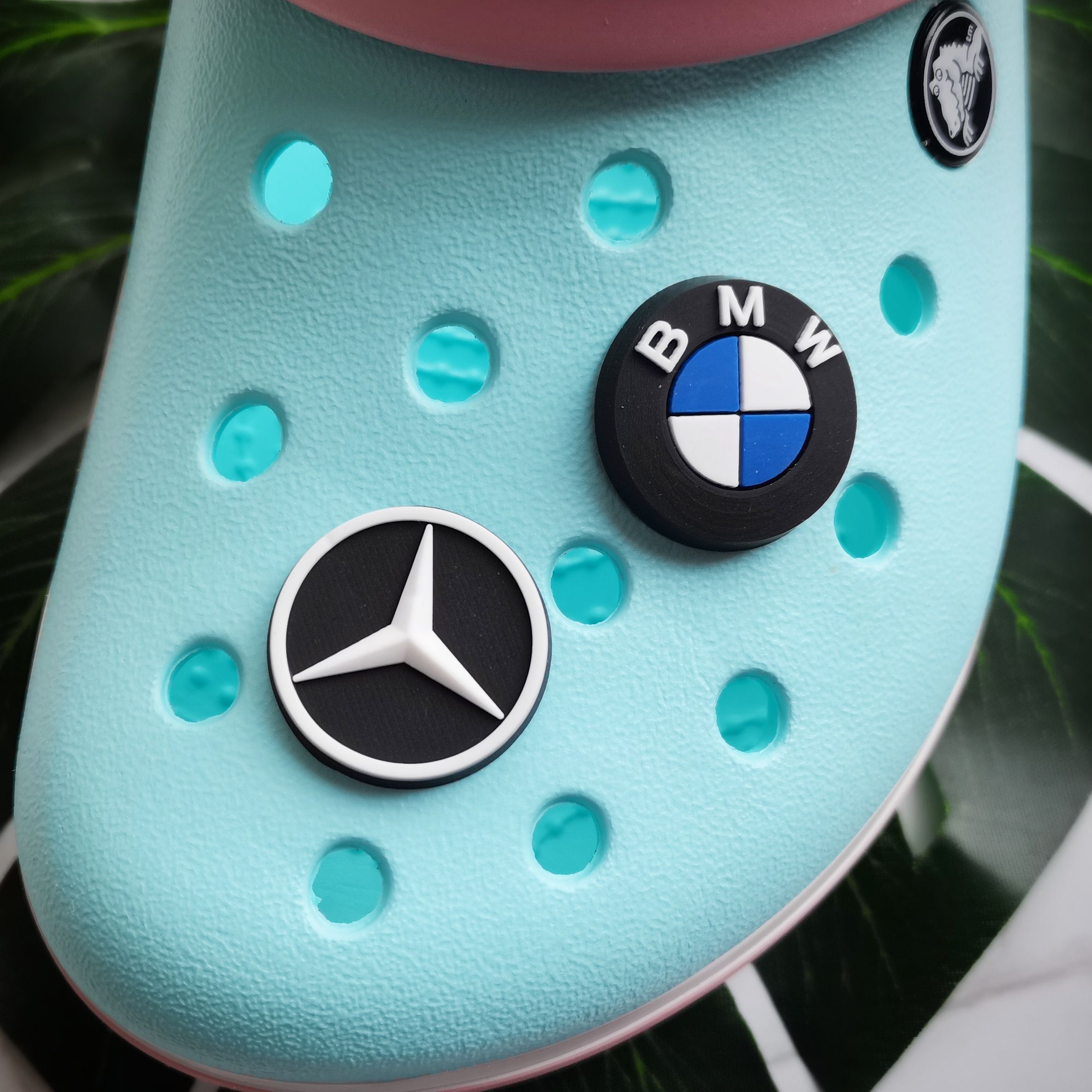 Bmw crocs store