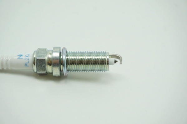 Комплект свечей зажигания Renault 224012331R_2 - купить по выгодным ...