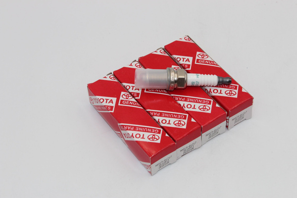 Комплект свечей зажигания Toyota 9091901217. - купить по выгодным ценам ...