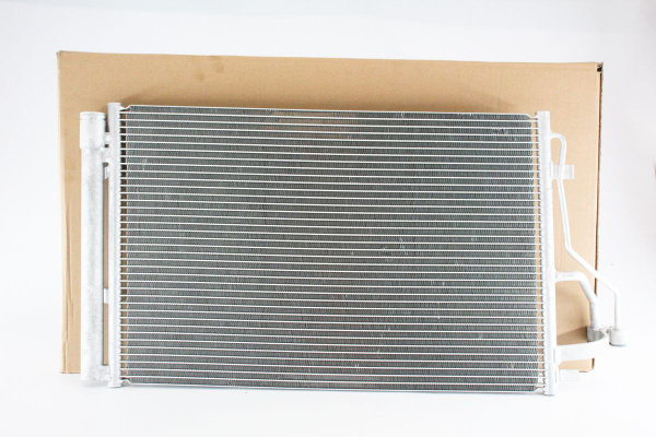 Радиатор кондиционера Hyundai Kia Elantra / I30 / Ceed / Cerato ...