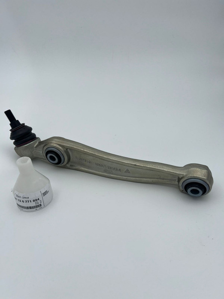 Рычаг поперечный нижний правый 31126771894 BMW е70,е72 - купить по ...