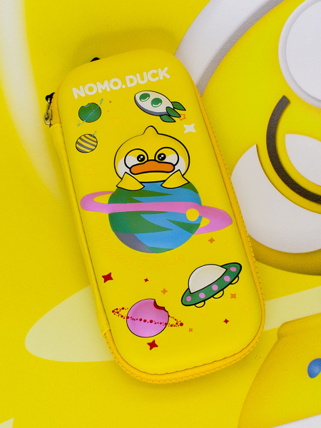 Пенал школьный 3D Nomo Duck Planets желтый - купить с доставкой по ...