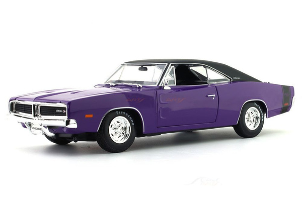 Модель коллекционная Dodge Charger R/T 1969 года / Додж Чарджер ...