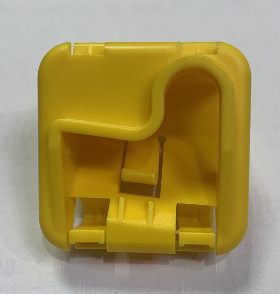 Кронштейн распорки капота VAG (VW/Audi/Skoda/Seat) арт. 1U0823570A ...