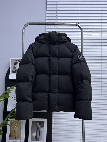 Пуховик CANADA GOOSE - купить с доставкой по выгодным ценам в интернет ...