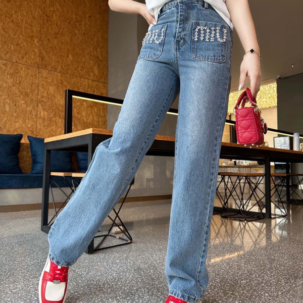 Джинсы Miu Miu купить с доставкой по выгодным ценам в интернет магазине Ozon 1368106671