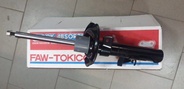 Амортизатор передний правый Форд Фокус 2 Ford Focus 2 TOKICO Япония ...