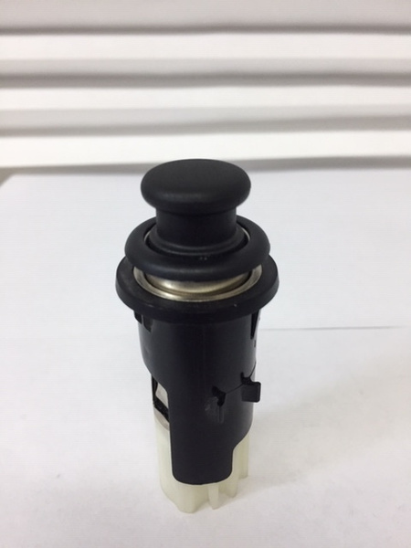 Гнездо 12 V с прикуривателем Ларгус модельный ряд Рено оригинал ...