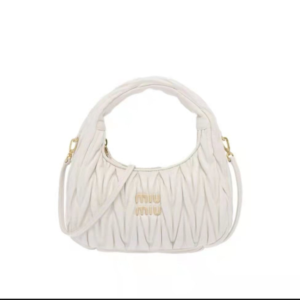 Miu Miu Сумка на плечо купить с доставкой по выгодным ценам в интернет магазине Ozon 897650766