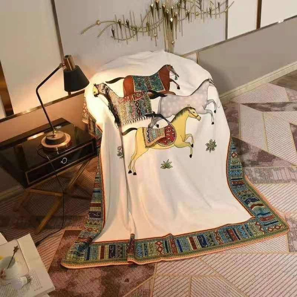Hermes Плед , Микровелюр, 230х200 см купить на OZON по низкой цене ...