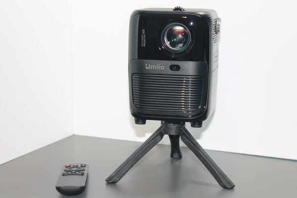Проектор Umiio portable video projector Q2 купить по доступной цене с ...