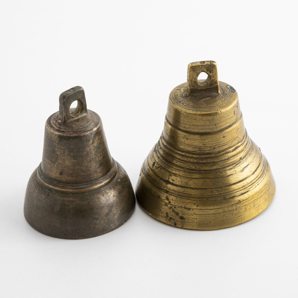 Набор из двух малых поддужных колокольчиков, бронза, Российская Империя, 1870-1917 гг. - купить ...