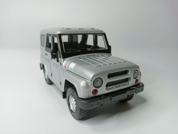 Модель автомобиля УАЗ-469 коллекционная металлическая игрушка масштаб 1:24 светло-серый - купить ...