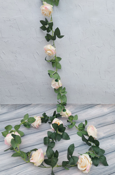 Купить Лиана искусственная с розами для декора помещения длинна 220 см чайная 3 шт по