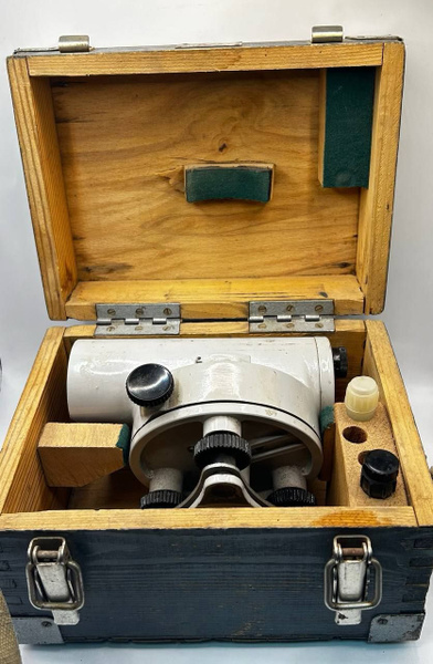 Нивелир "НС-4" 1973 года в родной деревянной коробке! Винтаж! купить по низким ценам в интернет ...