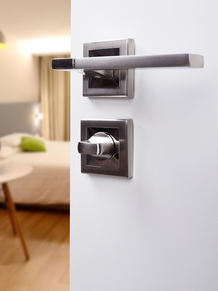 Завертка сантехническая на квадратном основании для межкомнатной двери ...